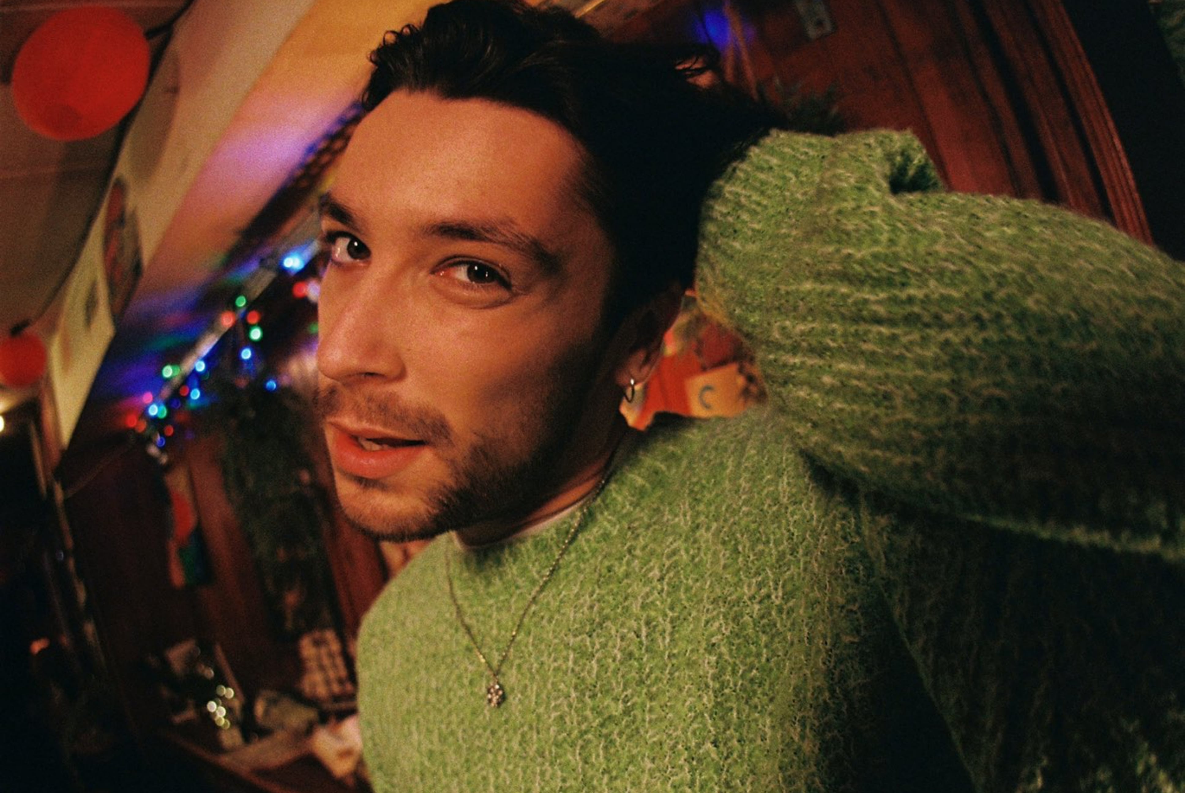 Kaky lâche le clip de « 1er avril » (et c’est très cool) – GGposey